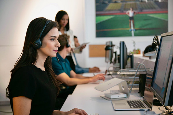 Customer Support Solutions [Top Features & Advantages]