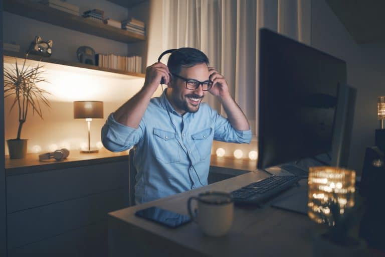 What is Telecommuting? The Ultimate Guide | RingCentral UK Blog