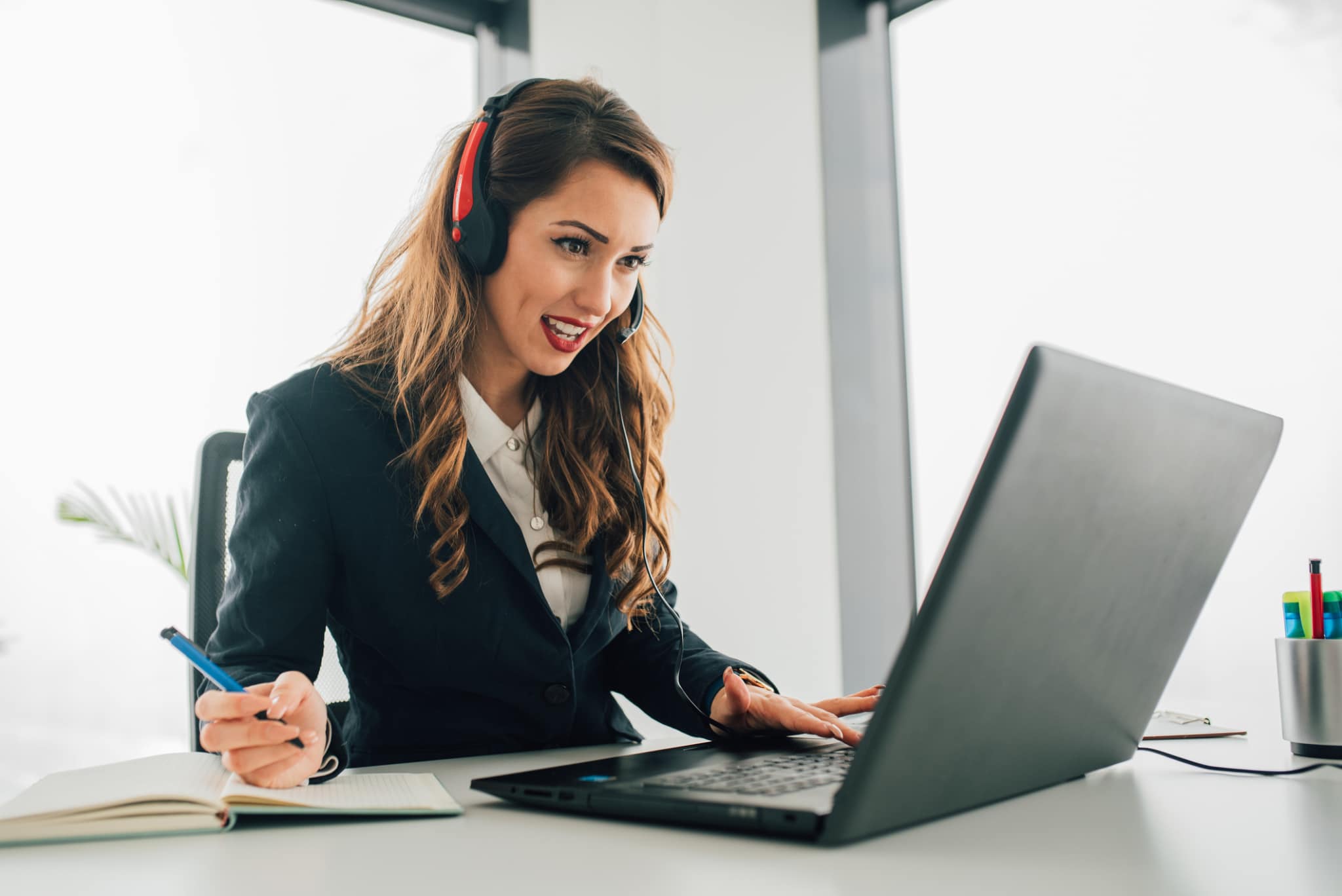 Why Remote-Working Contact Centre Agents Are a Good Idea | RingCentral ...