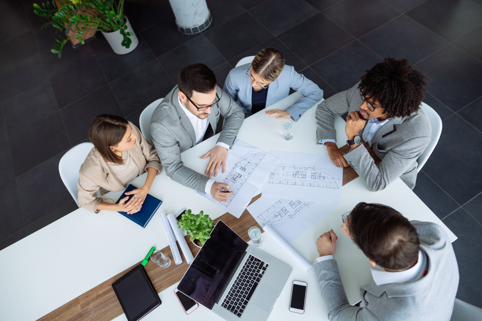 9 Types of Business Meetings and How to Conduct Them | RingCentral UK Blog