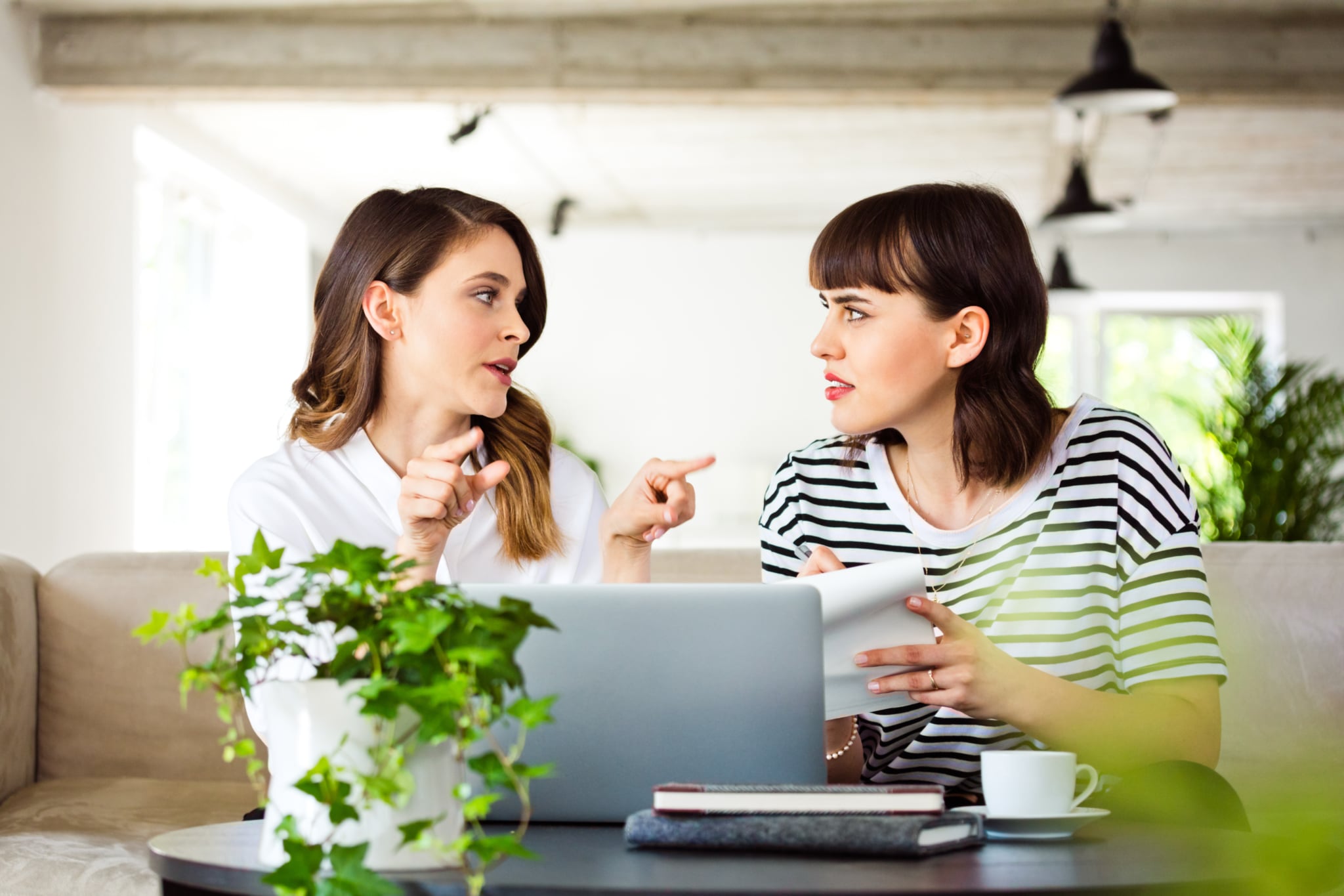 What is a Virtual Office? Top Virtual Offices in the UK | RingCentral ...