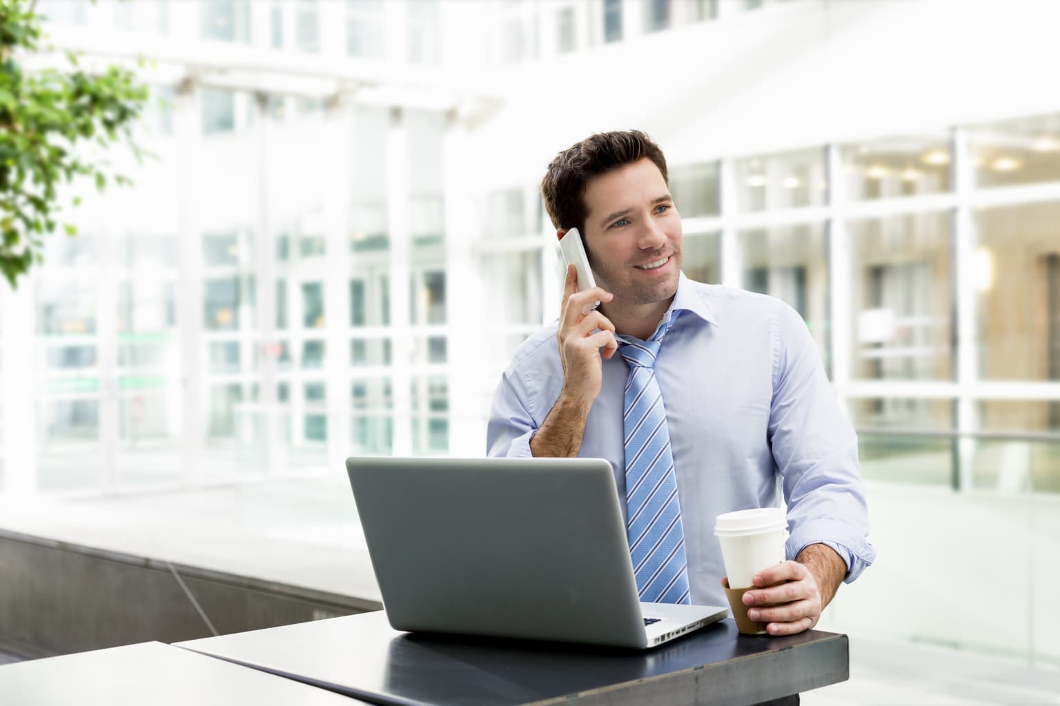 How to Manage Virtual Teams: An Essential Guide For Businesses ...