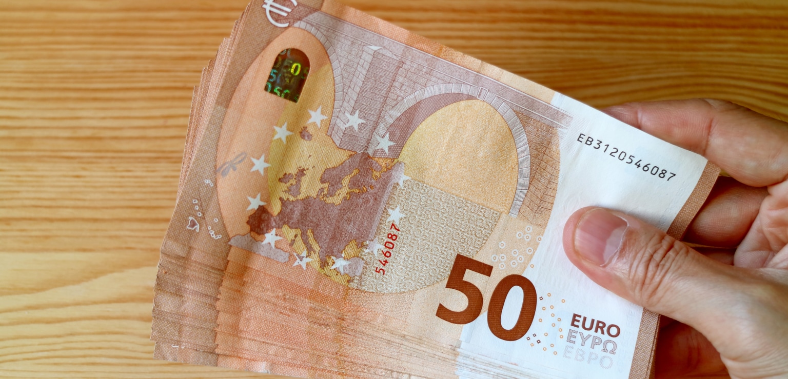 International Phone Numbers: A Must in Global Businesses